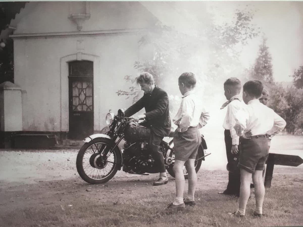 Spotlight: Jan Hanlo caused a stir! - Museum Valkenburg